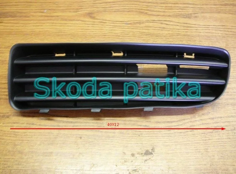 Skoda Octavia első lökhárítóba bal műanyag rács - SkodaPatik
